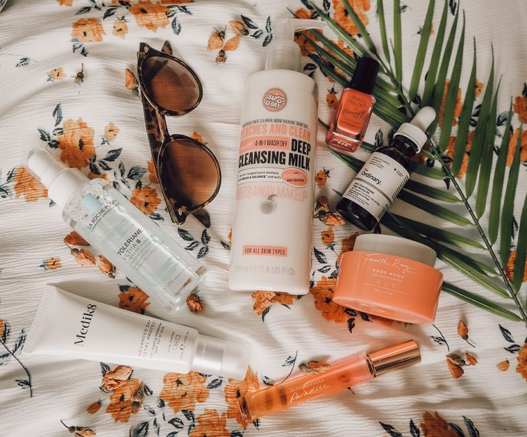 5 Essential Summer Skincare Tips A Womans Confidence