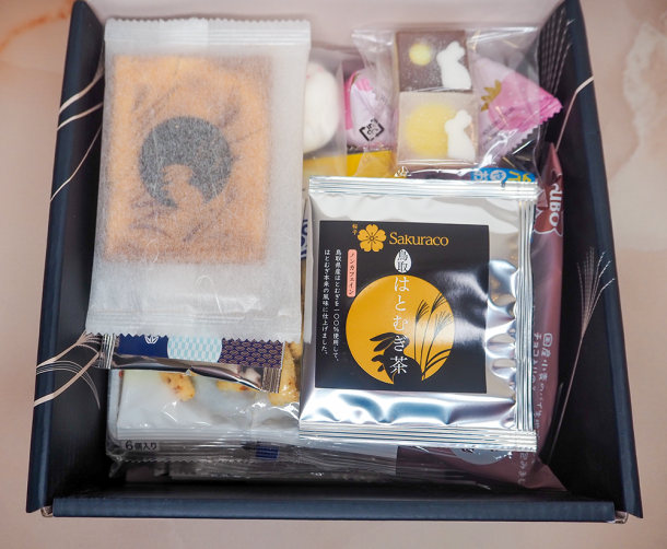 Flavours of Japan in my living room: Sakuraco snack box review - A ...